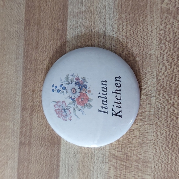 Vintage | Accents | Vintage Italian Kitchen Magnet | Poshmark